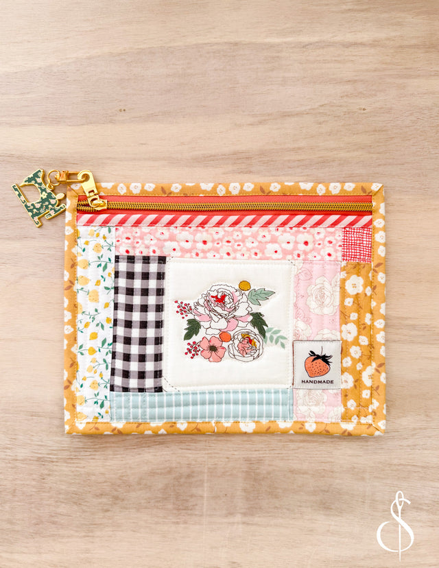 Flatmates Pouch Trio Paper Pattern – Sewing Illustration