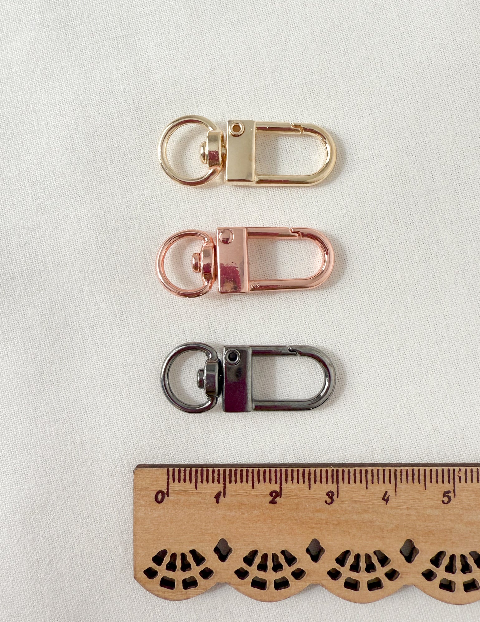 Clasp Hooks - 3PCS – Sewing Illustration