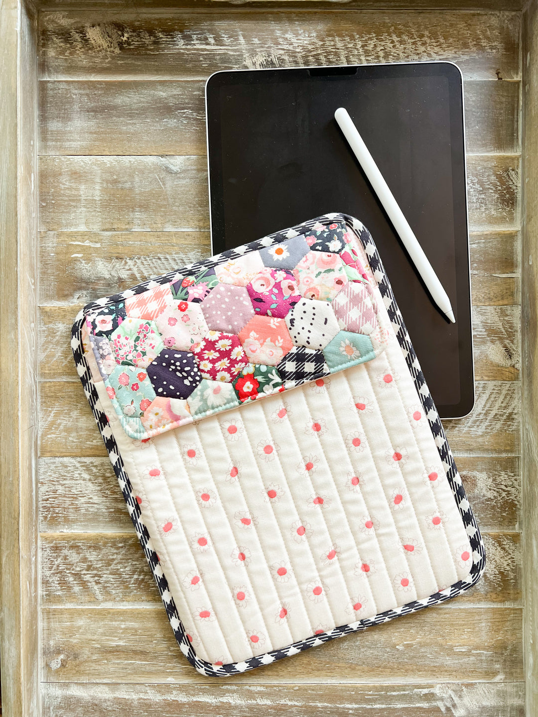 Quilted iPad Case PDF Download Pattern – Sewing Illustration