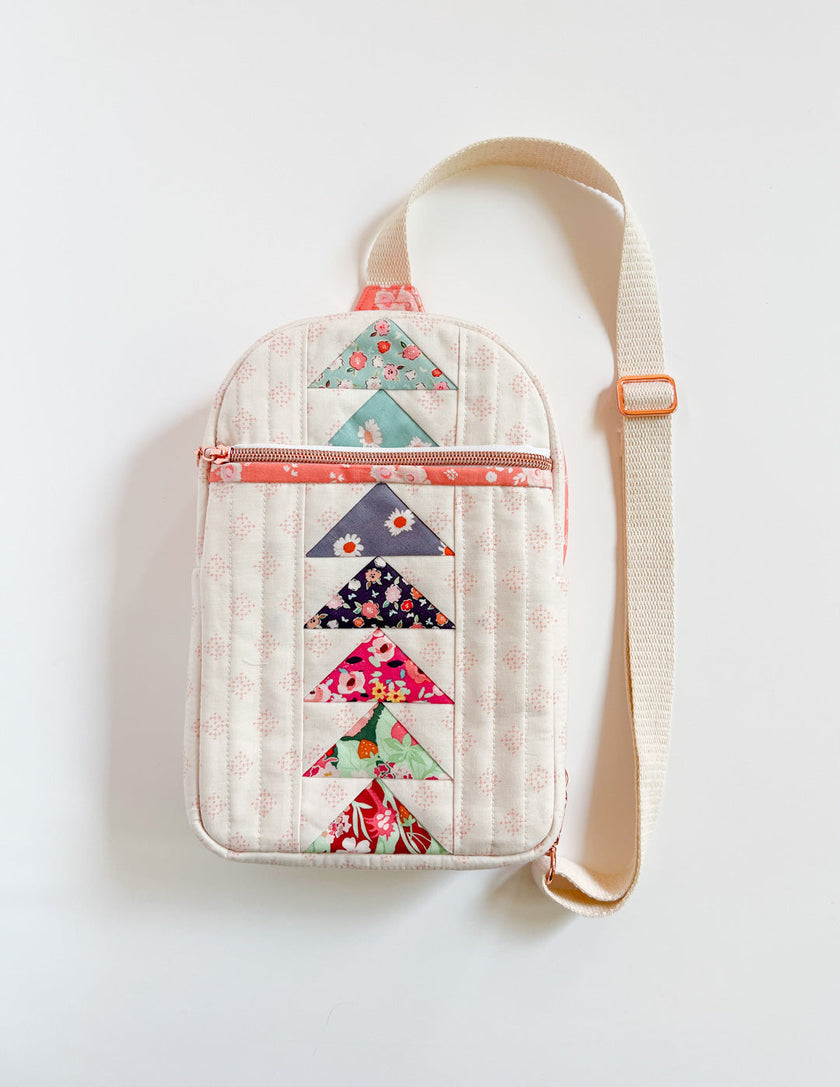 Weekend Sling Bag Paper Pattern – Sewing Illustration