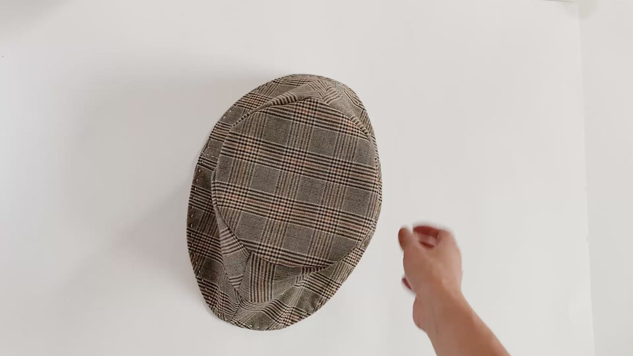 Rain Bucket Hat PDF Download Pattern – Sewing Illustration