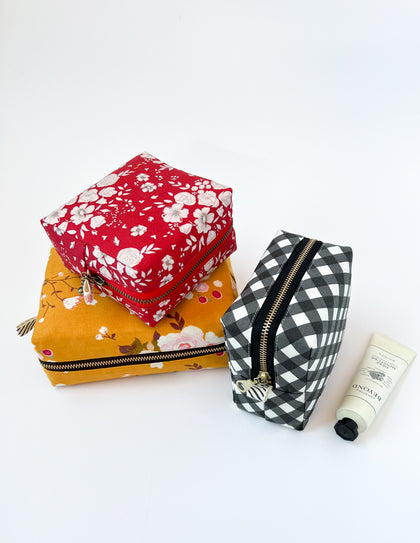 Box Zipper Pouches PDF Pattern – Sewing Illustration