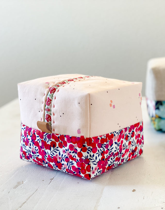 Classic Boxy Pouch PDF Download Pattern – Sewing Illustration