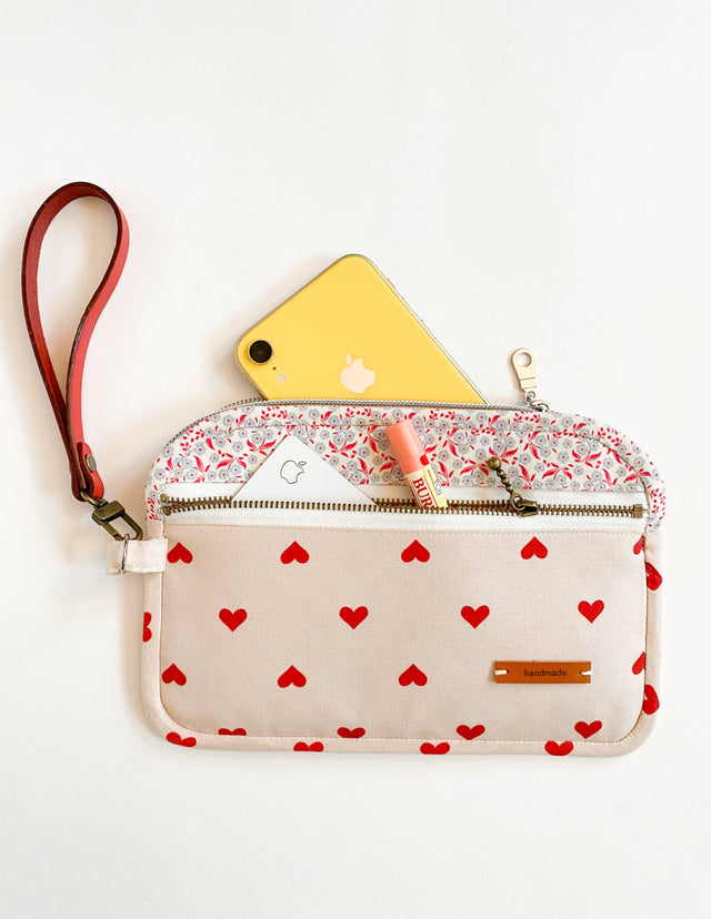 Double Zip Wristlet PDF Download Pattern – Sewing Illustration