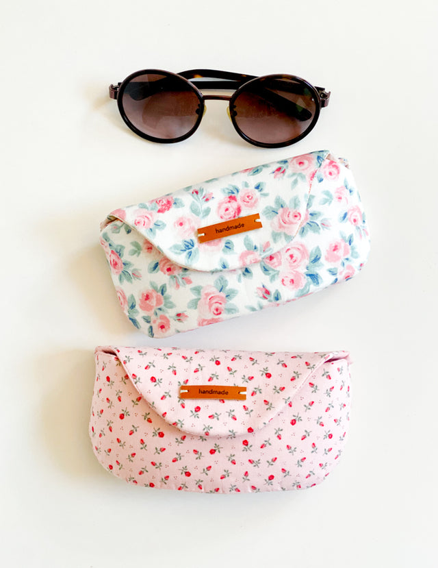 Floral Glasses Case PDF Download Pattern – Sewing Illustration